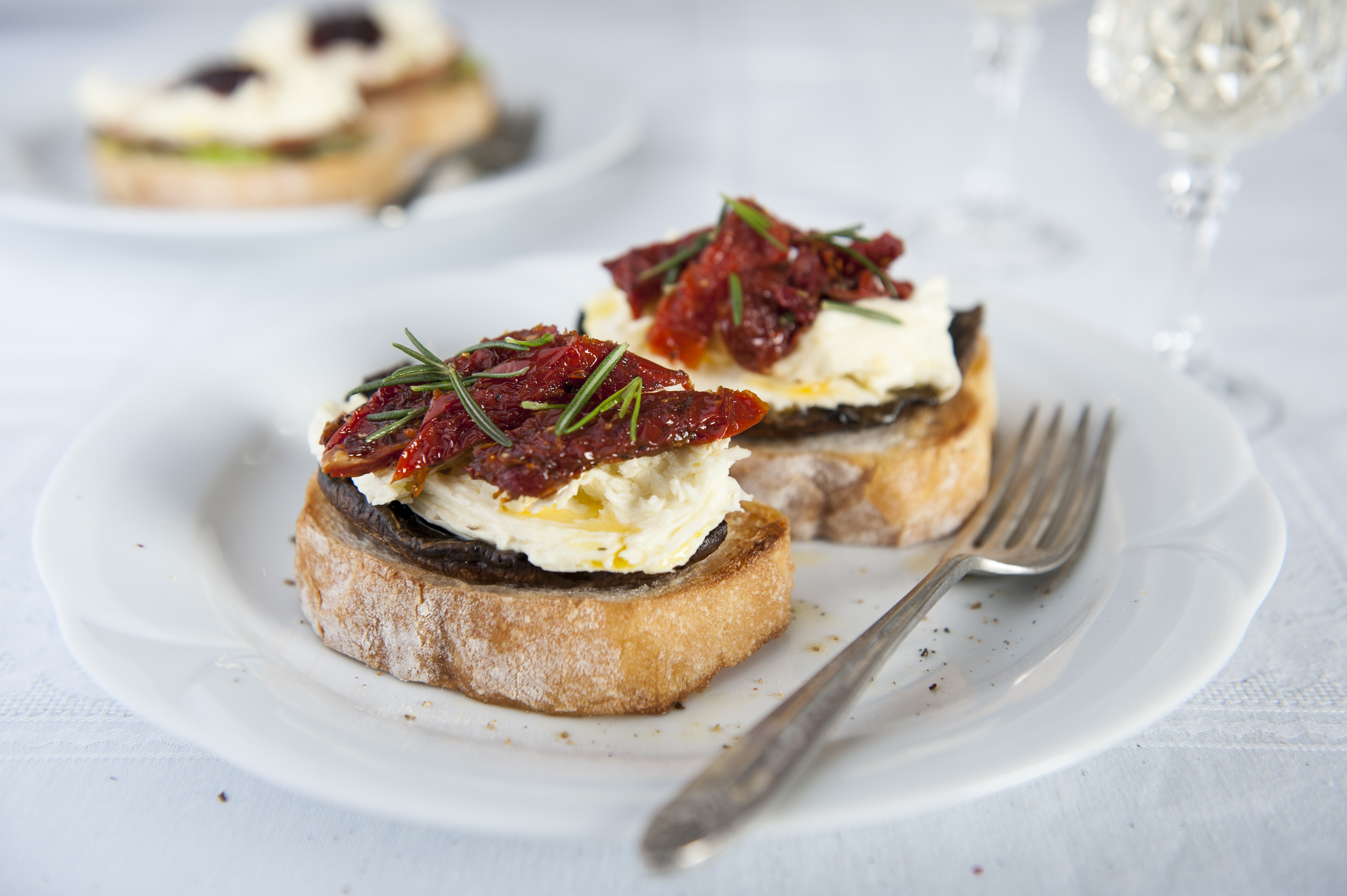 Tomato, Basil and Bocconcini Skewers — La Casa Del Formaggio